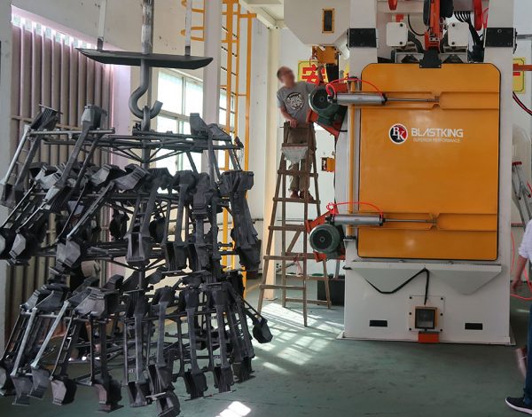 hanger type shot blaster-Superior Performance from BlastKing